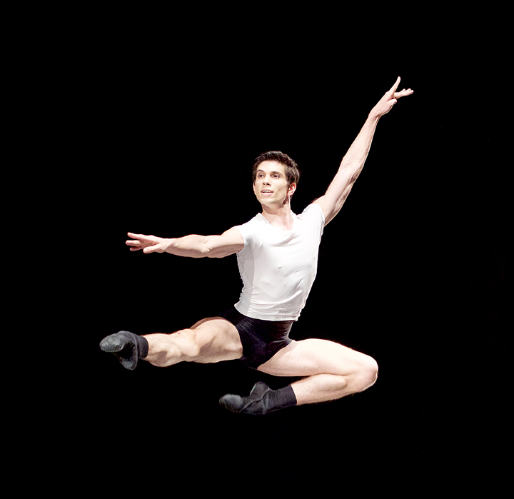 Men in Motion production gallery | London Coliseum